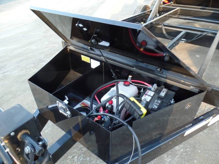 16 FT DUMP TRAILER, 16,000 LB. GVWR ! 4 FT HIGH SIDES. 16.5 CUBIC YARD ...